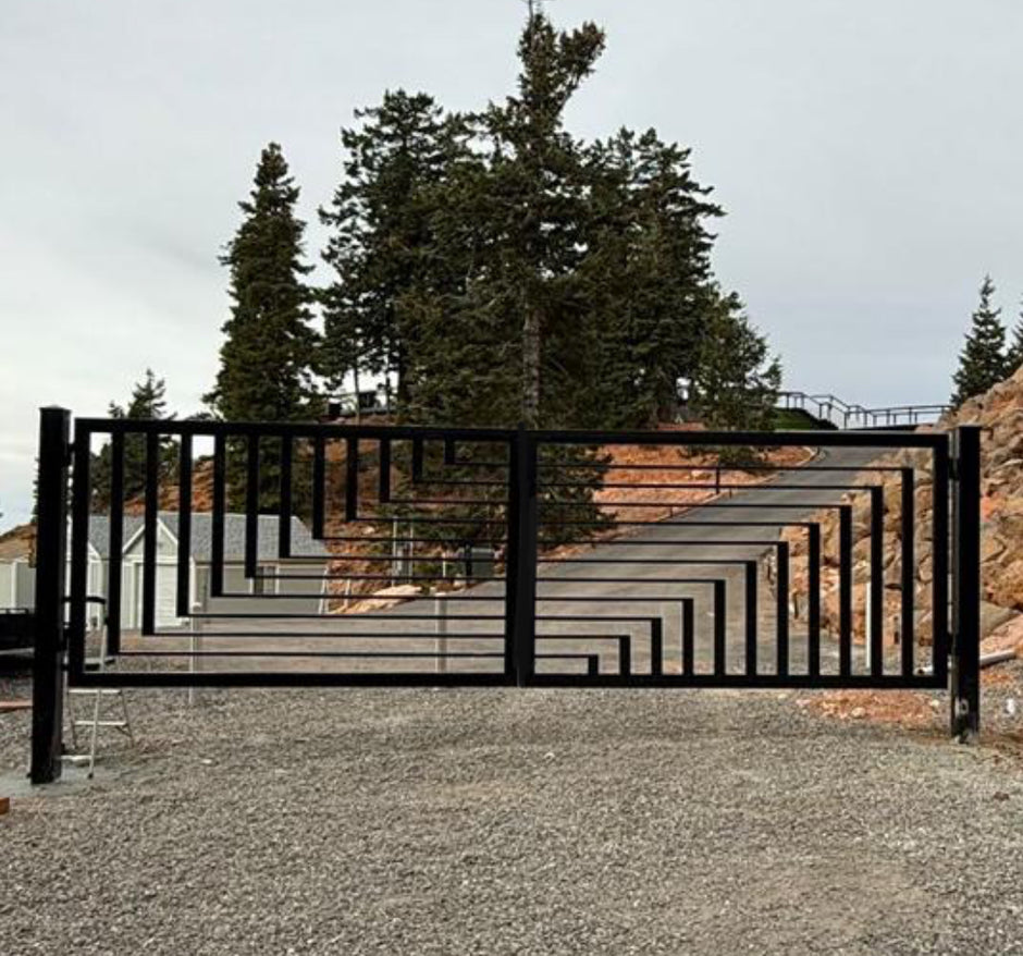 Custom Modern Metals Gates & Fire Pit – Metals Farm